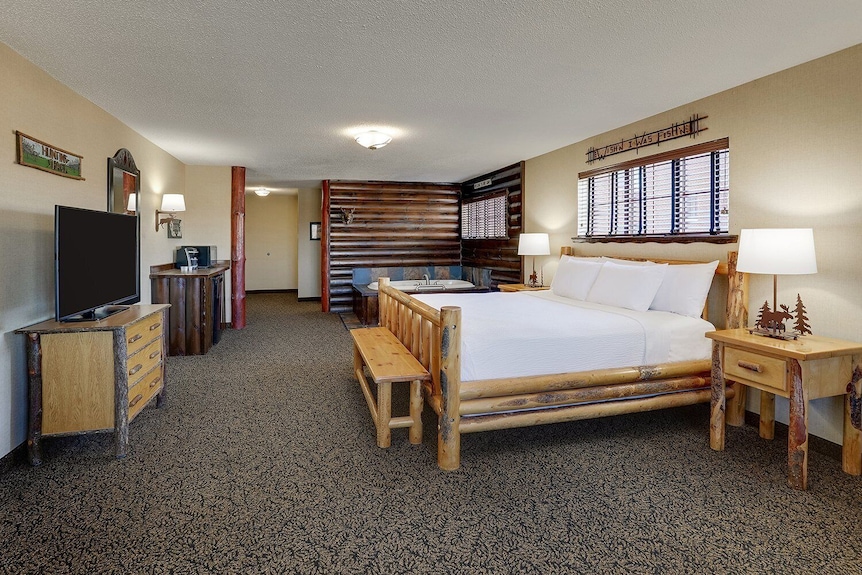 Comfortable Moline Accommodation! Family Fun By The River | 2 Units - Rock Island, IL