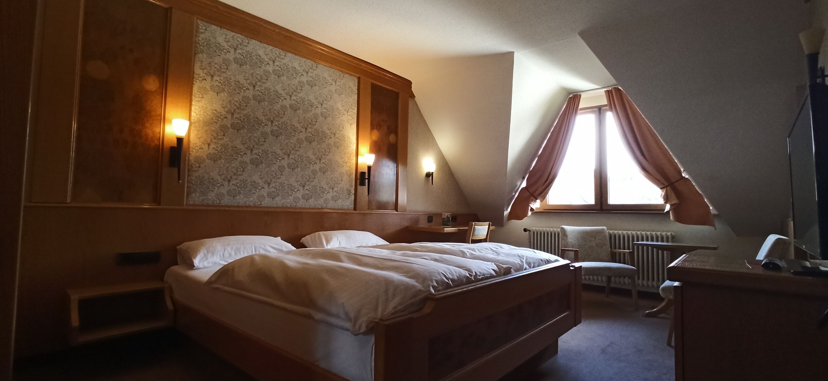 Doppelzimmer Comfort, Retro Ohne Balkon, 1 Doppelbett - Donaueschingen