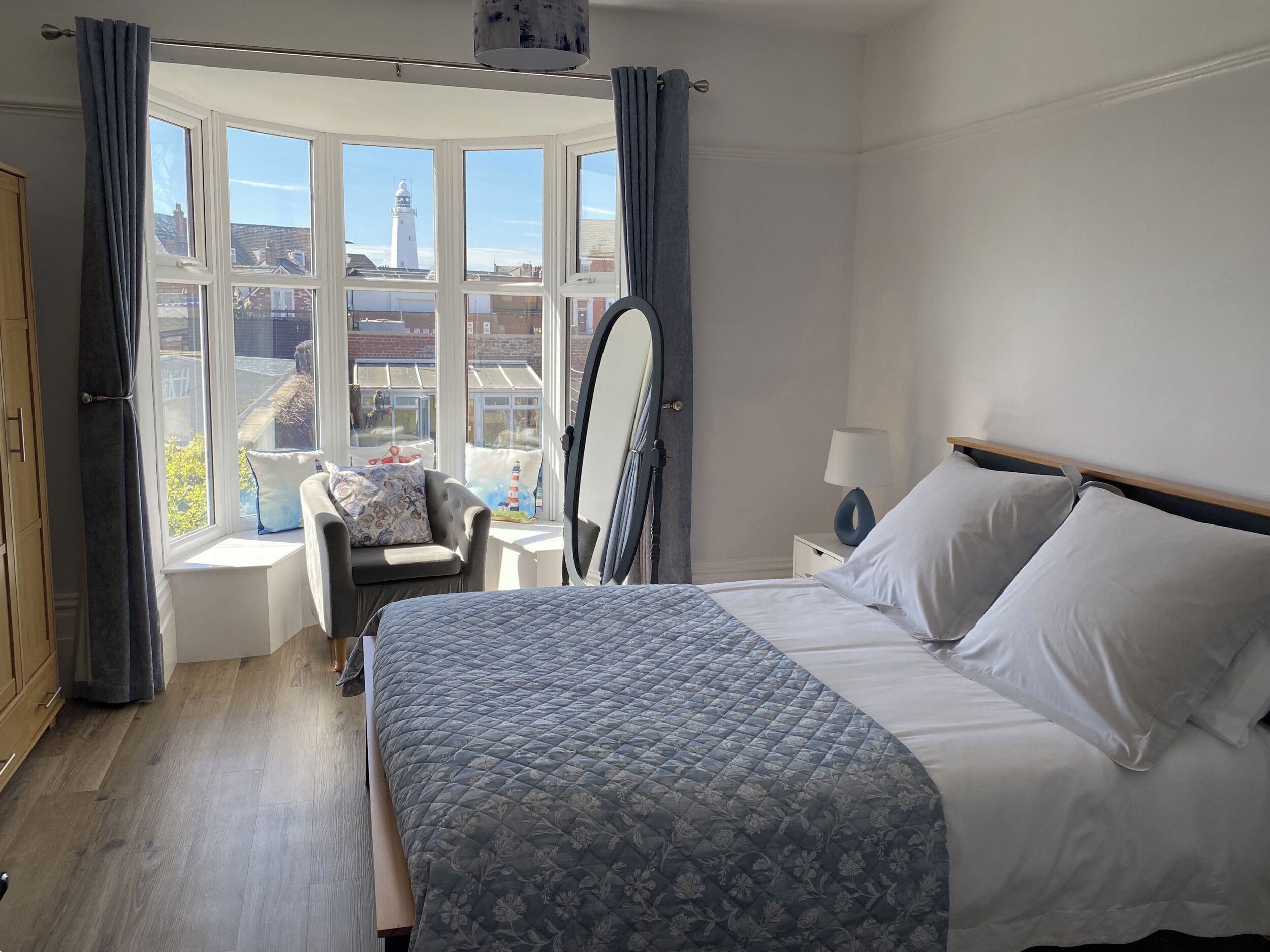 Casa de Campo | 2 quartos, com decoração personalizada, com mobília individualizada 