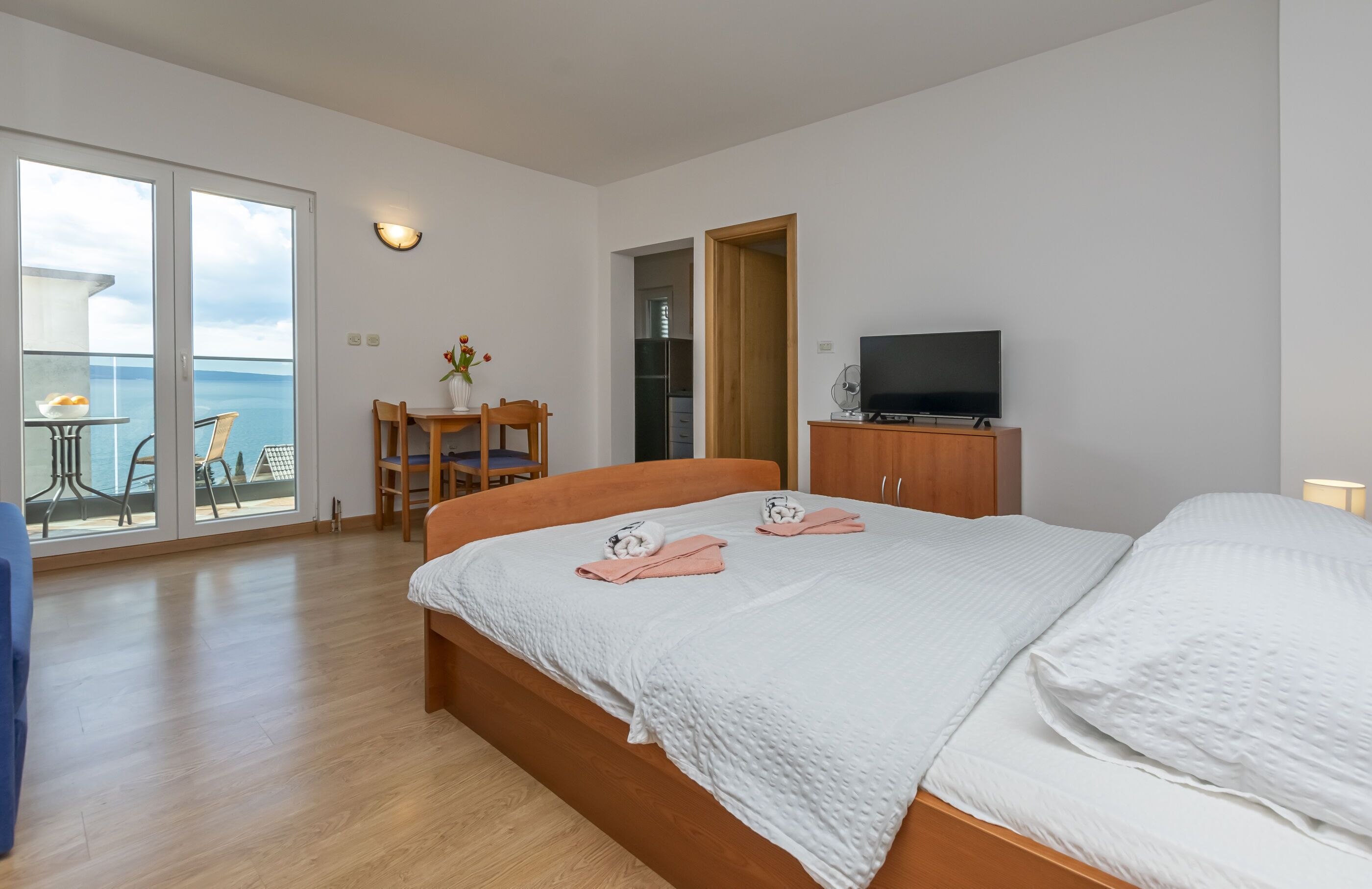 Ferienwohnungen Villa Milas With Pool (99601-a2) - Jesenice - Dugi Rat