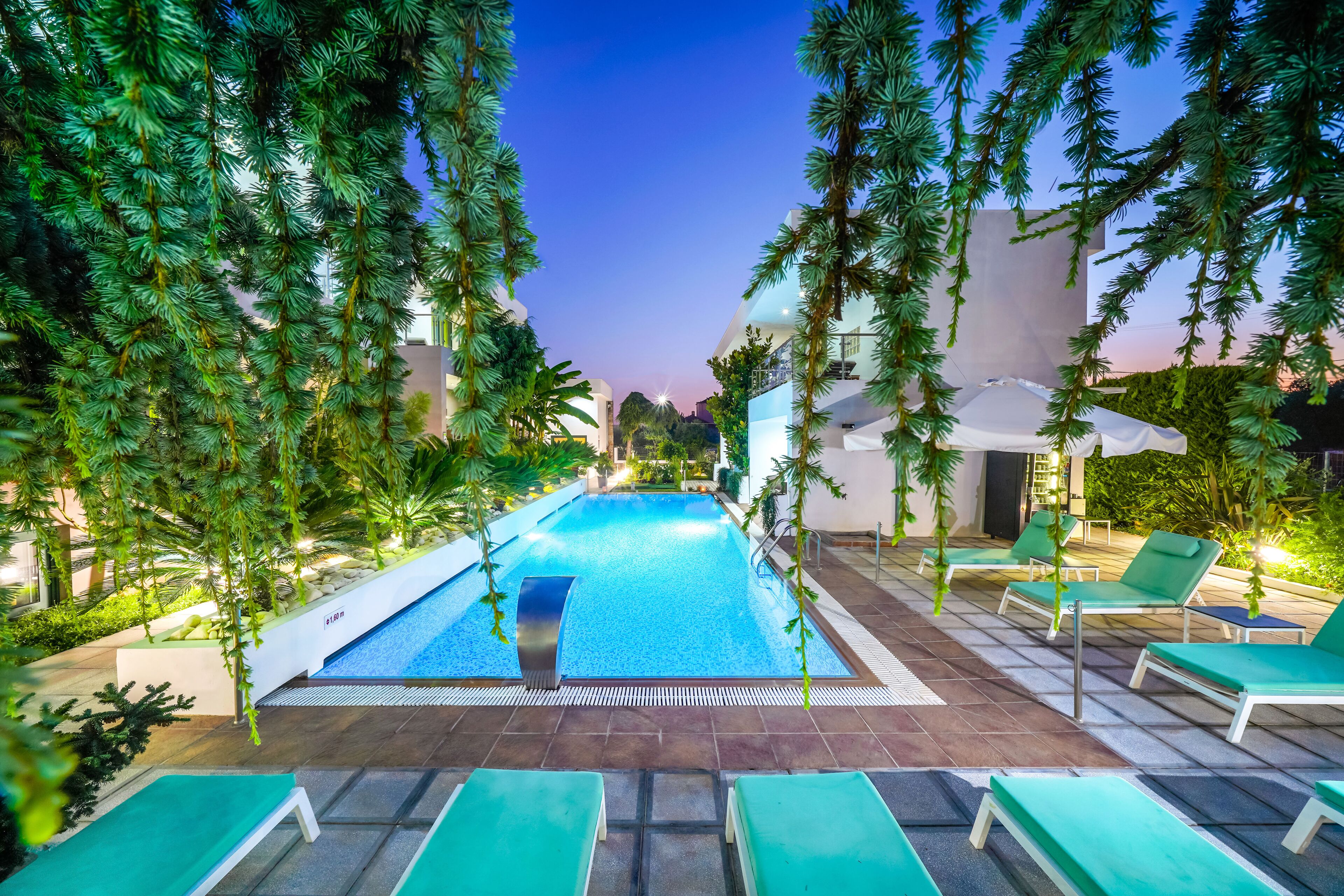 Piscina exterior sazonal 