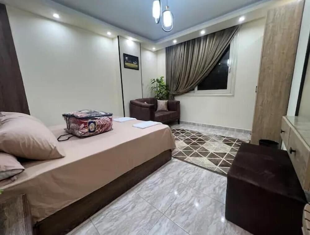 Luxury Apartment Downtown Cairo Amazing, Central - カイロ