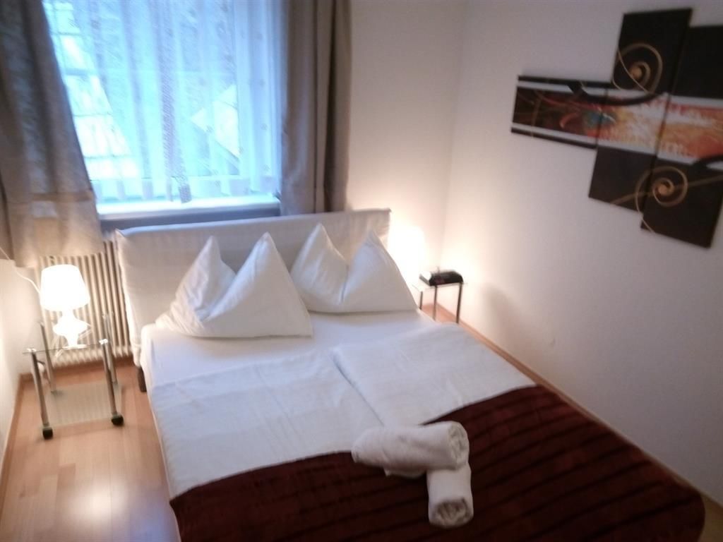 Familienzimmer, Dusche, Wc, Standard - Hotel Kirchenwirt - Bad Kleinkirchheim