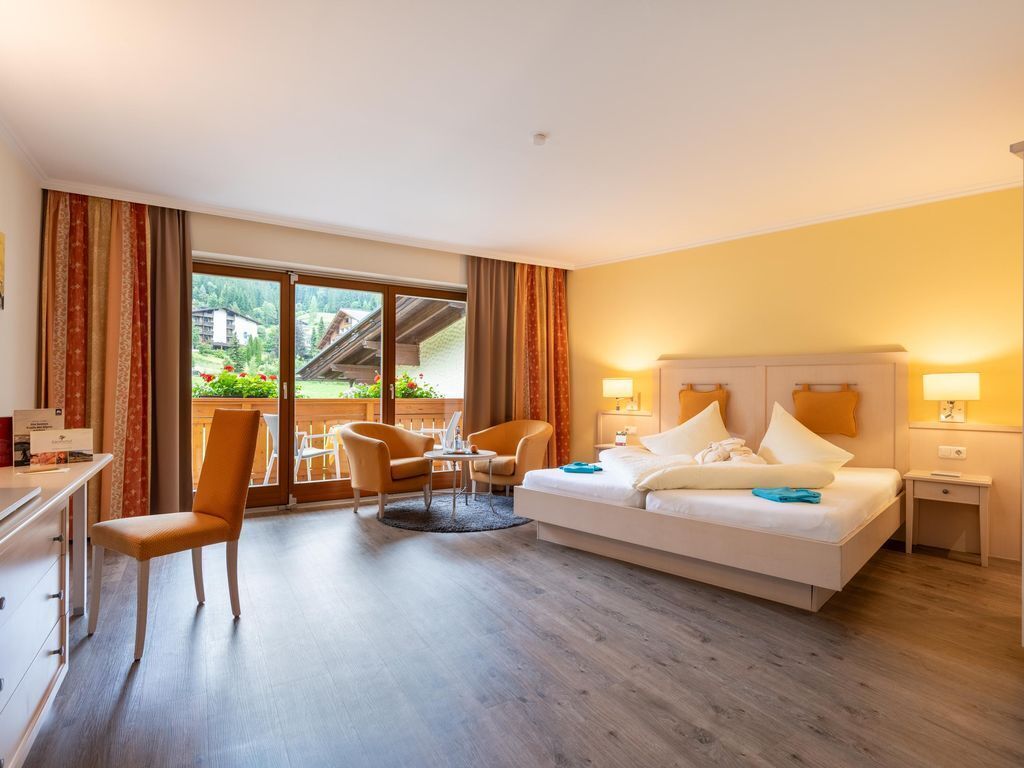 Familiensuite Oskar Bis 3 Tage Frühstück - Family & Sporthotel Kärntnerhof - Bad Kleinkirchheim