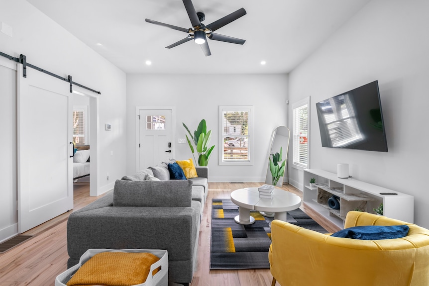 Modern 4-bedroom Luxury Home Near Downtown Atlanta: No Cleaning Fees - Atlanta