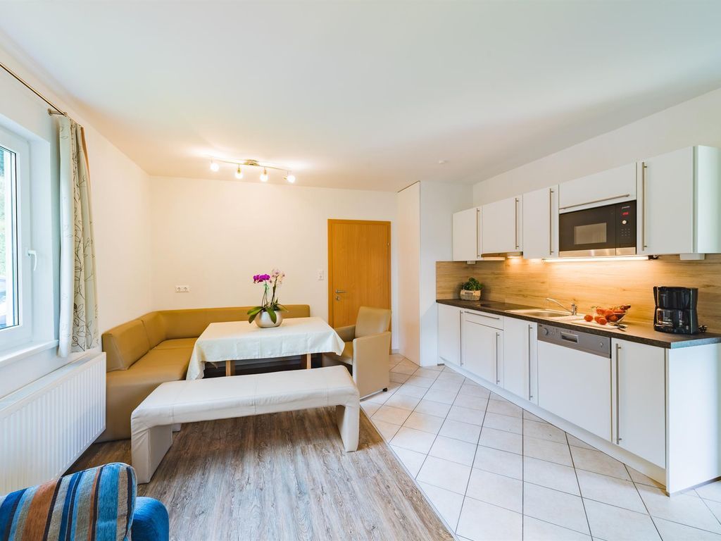 "Family" Apartment - Typ B Für 3-6 Personen - Ferienhäuser Tröster - Bad Kleinkirchheim