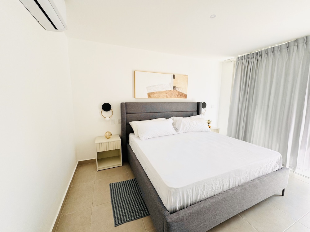 Exclusive Apartment With Ocean View At Playa Palmera Beach Resort, Punta Cana - Punta Cana