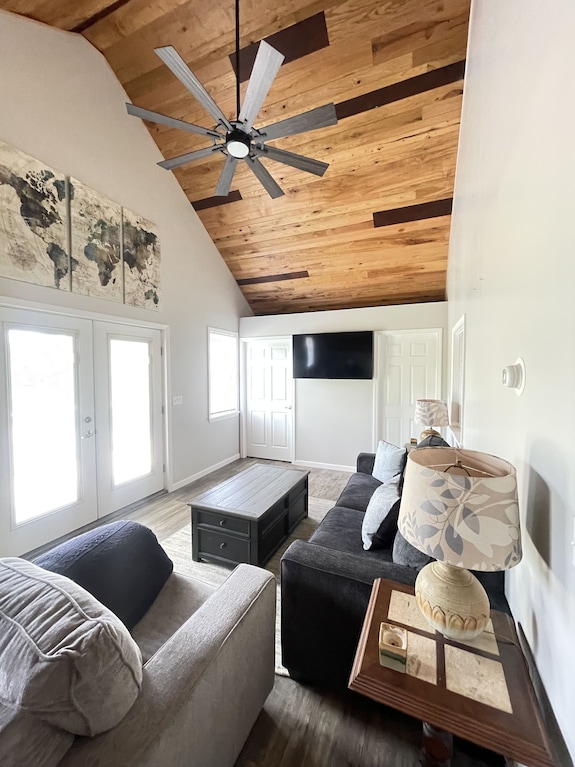 Stay In Our Cozy Maple Syrup Sugarhouse At Butternut Maple Farm - Lake Erie, PA