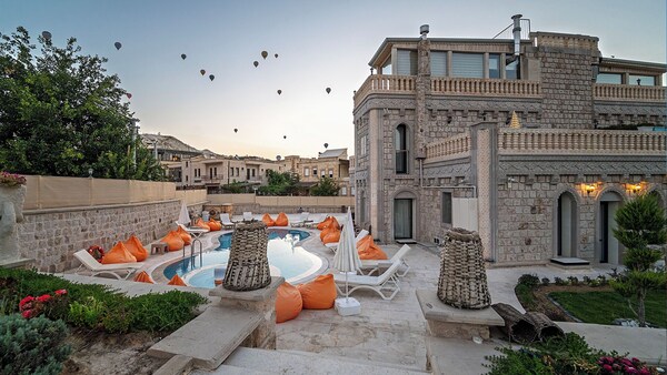 Motif Art Cappadocia - Cappadocia