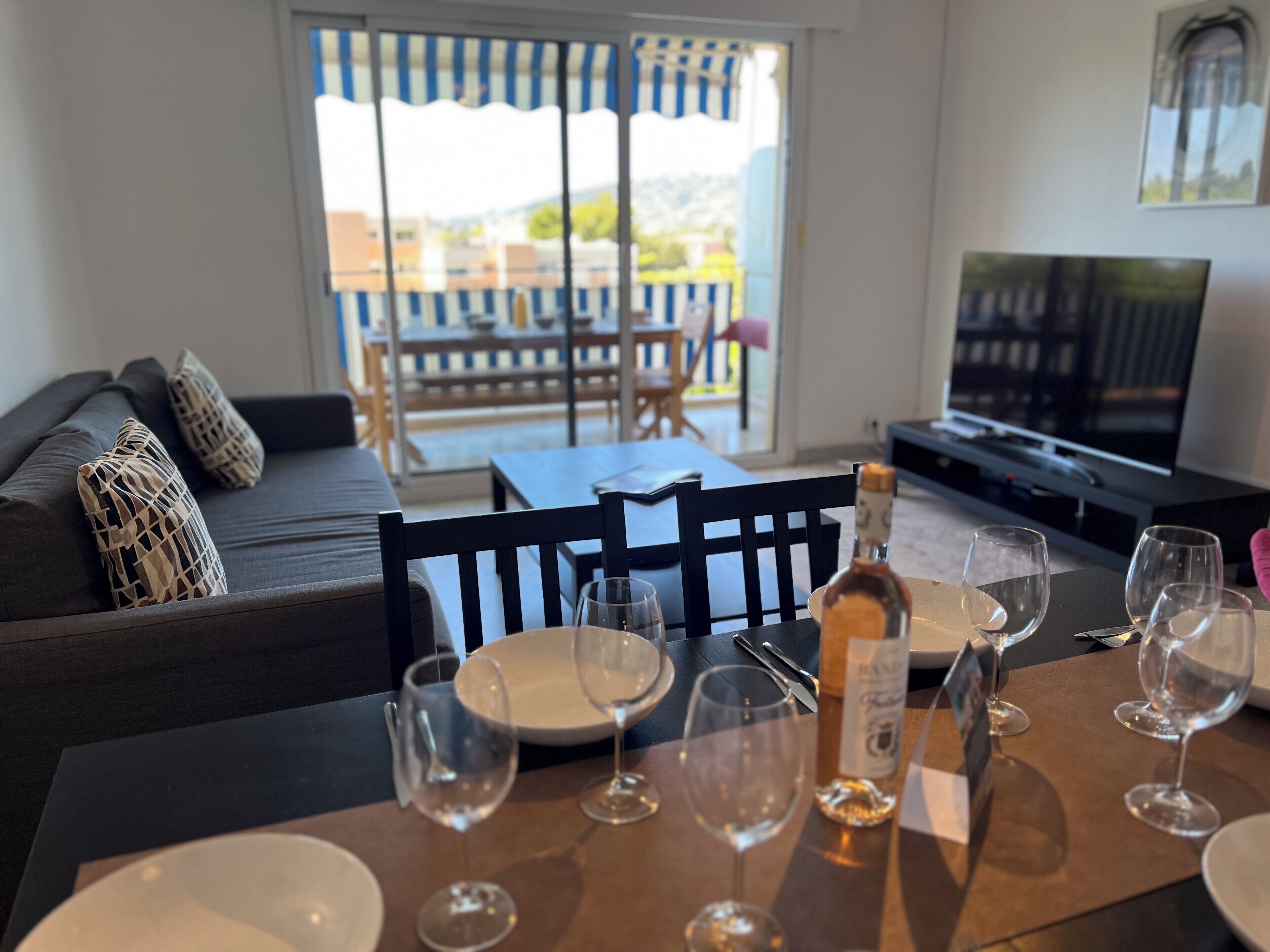 La Roseraie For 6 By Sunset Riviera Holidays - Golfe-Juan