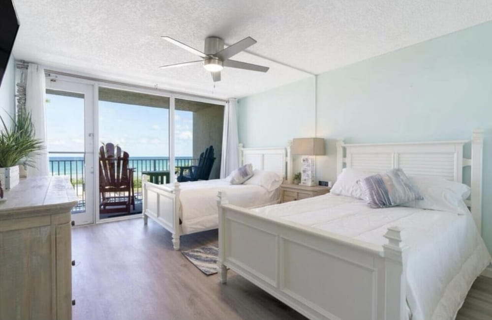 Spectacular Beachfront Retreat! At Island Beach Resort. - Stuart, FL