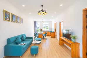 Televisor LED de 43 polegadas com canais por cabo 