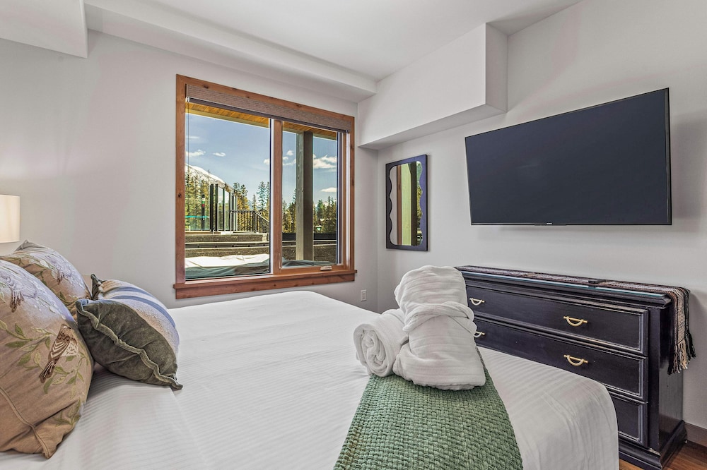 Spring Creek Vacations 1 BR Condo 107TM - Canmore | Vrbo