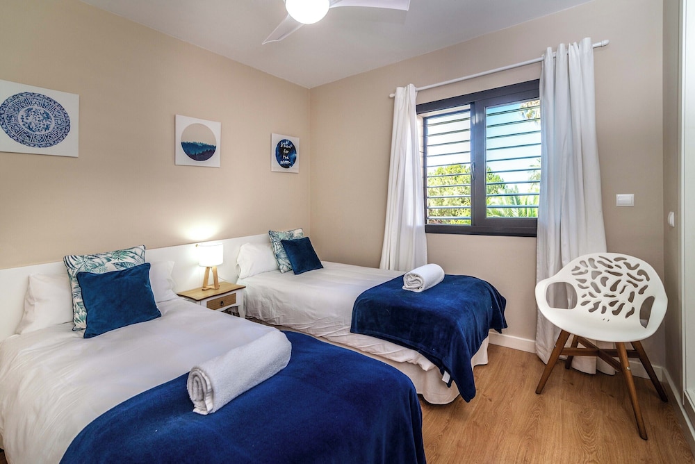 Exquisite Villa With A Private Pool And Jacuzzi, La Cala De Mijas - Sitio de Calahonda