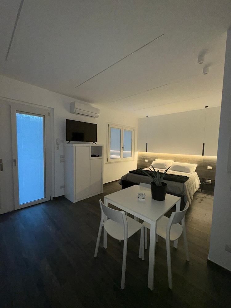 1 Bedroom Apartment In Civitanova Marche - Porto Sant'Elpidio