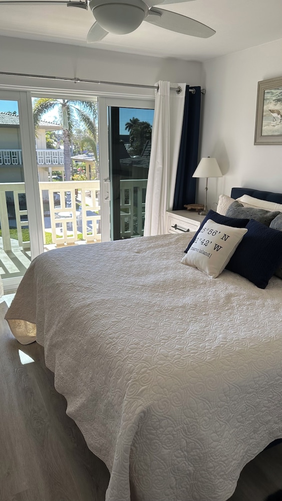 Quiet Relaxing Condo In Paradise - Marco Island, FL
