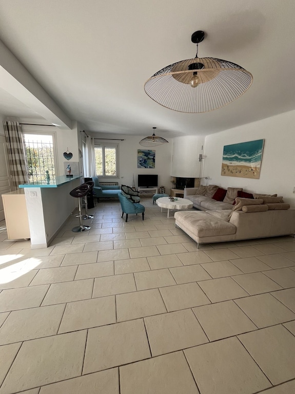 Villa à L'orée De Cap D'antibes. Plage, Vieil Antibes, Juan Les Pins Tout à Pied - Juan-les-Pins