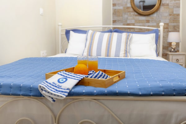 Navy Blue Apartment - Korfu