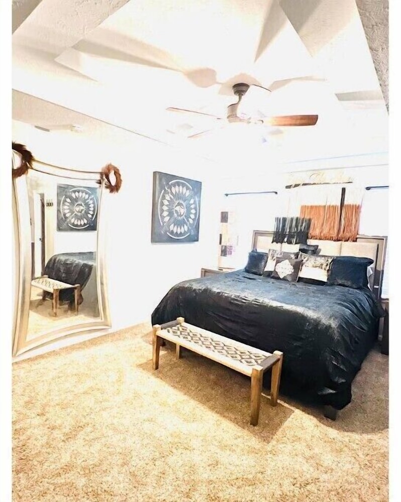 Make Yourself At Home - Springfield, MO