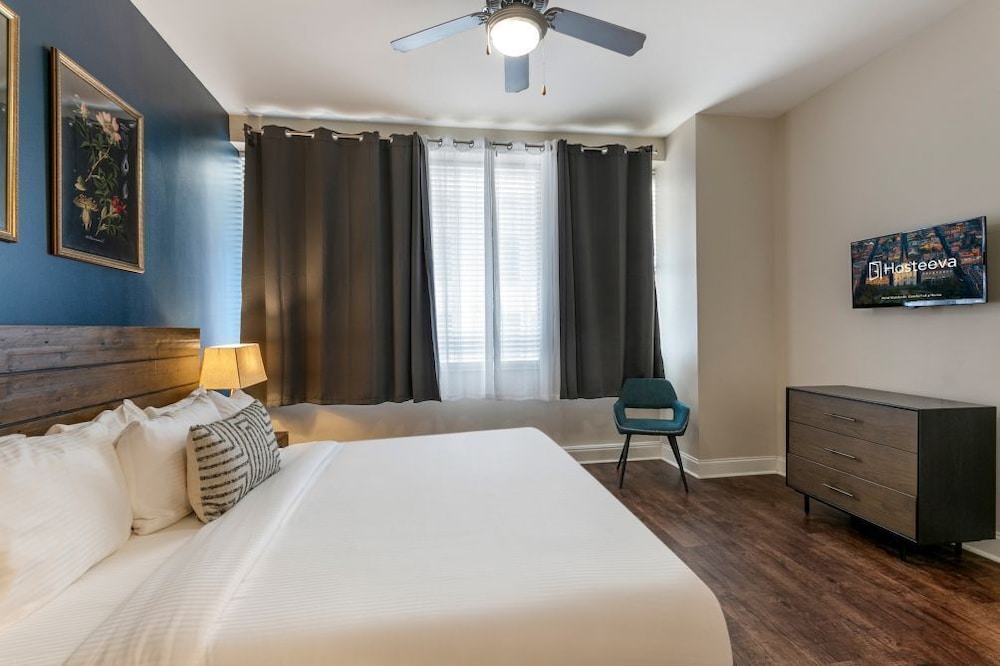 Urban Oasis: Modern 1br Condo With Rooftop Pool - Mardi Gras New Orleans
