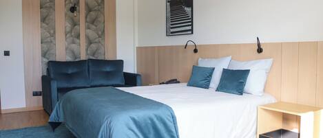 Secretária, secretária adequada para computadores portáteis