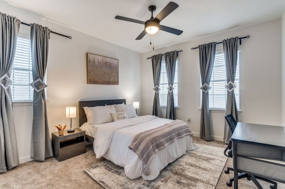 Elegant 1br W/resort Style Pool Near The Domain - Round Rock