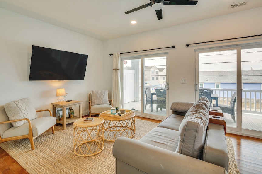 The Kraken Wildwood Townhome: 1/2 Mi To Beach! - Cape May, NJ