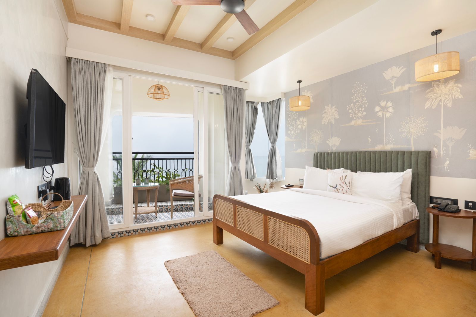 Quarto Superior | Com mobília individualizada, secretária 