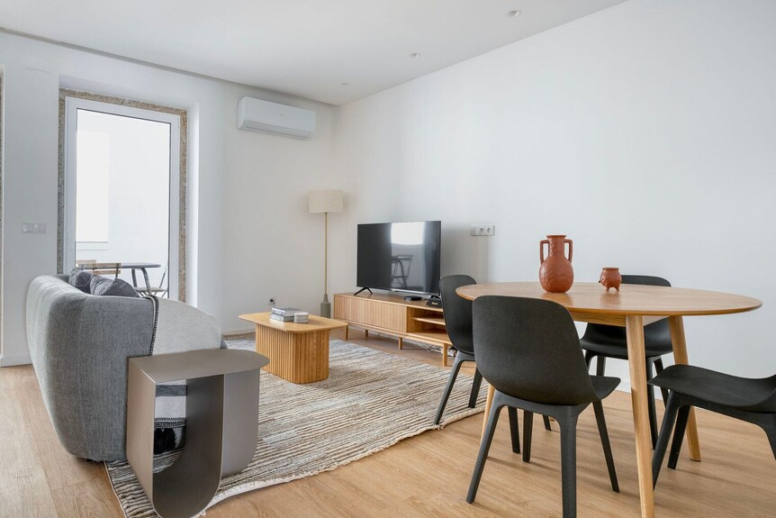 Blueground | Campo De Ourique, Furnished - Portugal