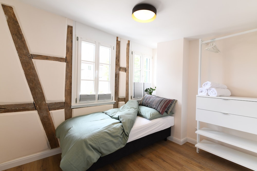 Ferienwohnung 'Das Schiefe Haus Whg Nibelungen' Mit Privater Terrasse Und Wlan - Zwingenberg