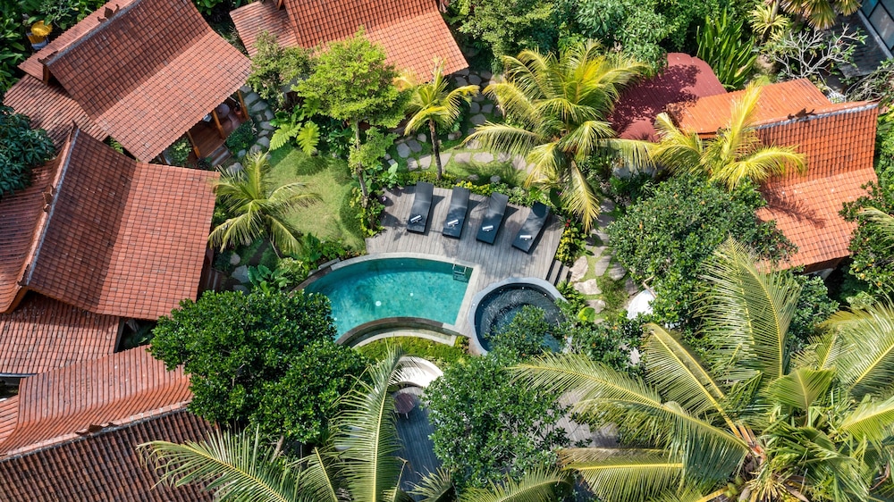 Berlima Wooden Lodge By Genuinehost - Bali