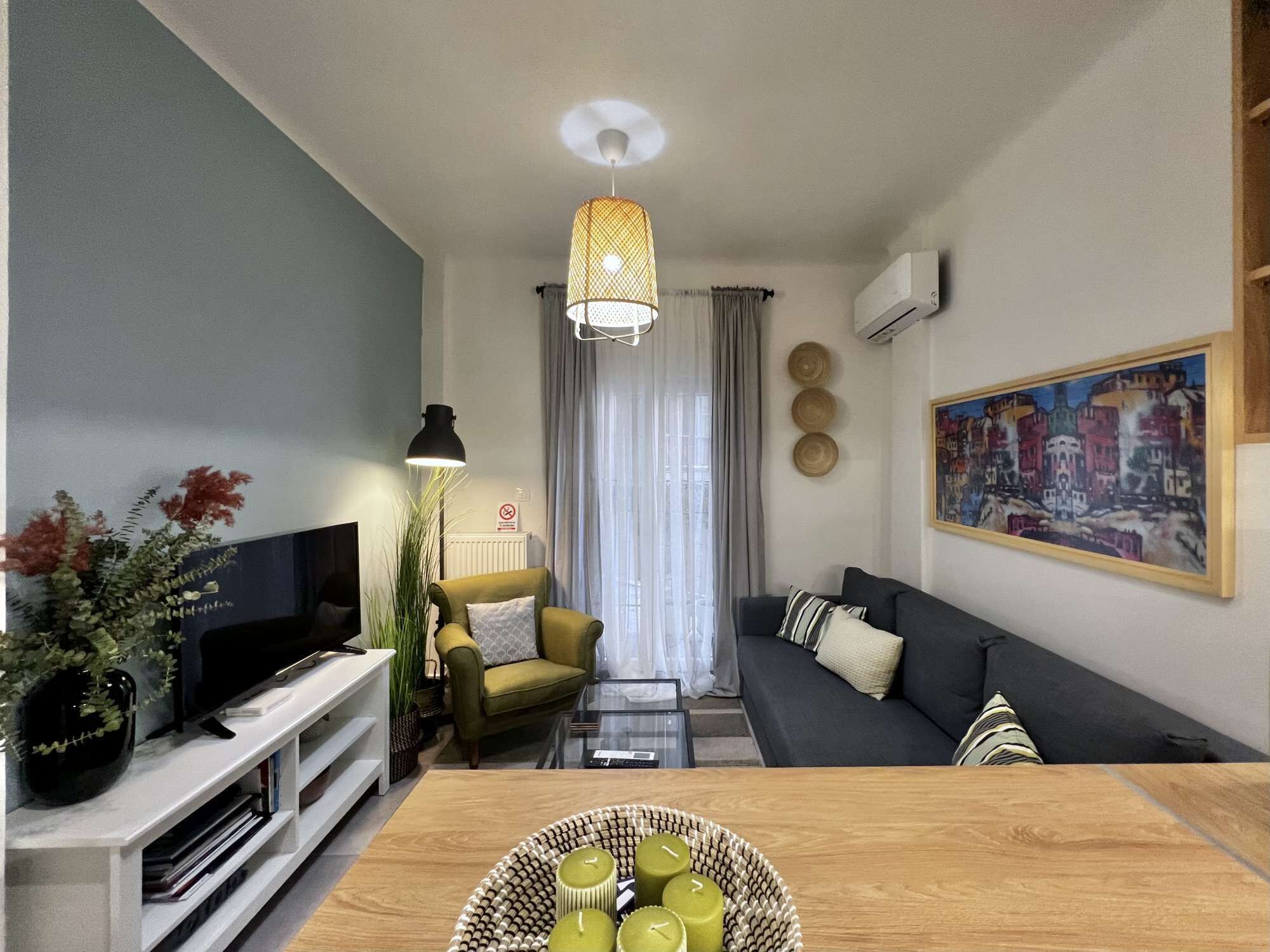 White Rabbit: Adorable Apartment In Agia Sofia - Thessaloniki
