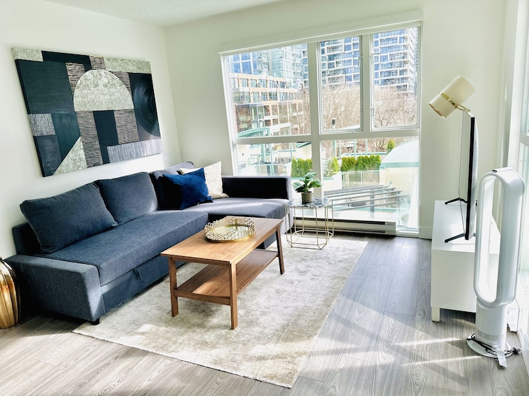 Beautiful Condo In Yaletown Steps From The Ocean - Vancouver