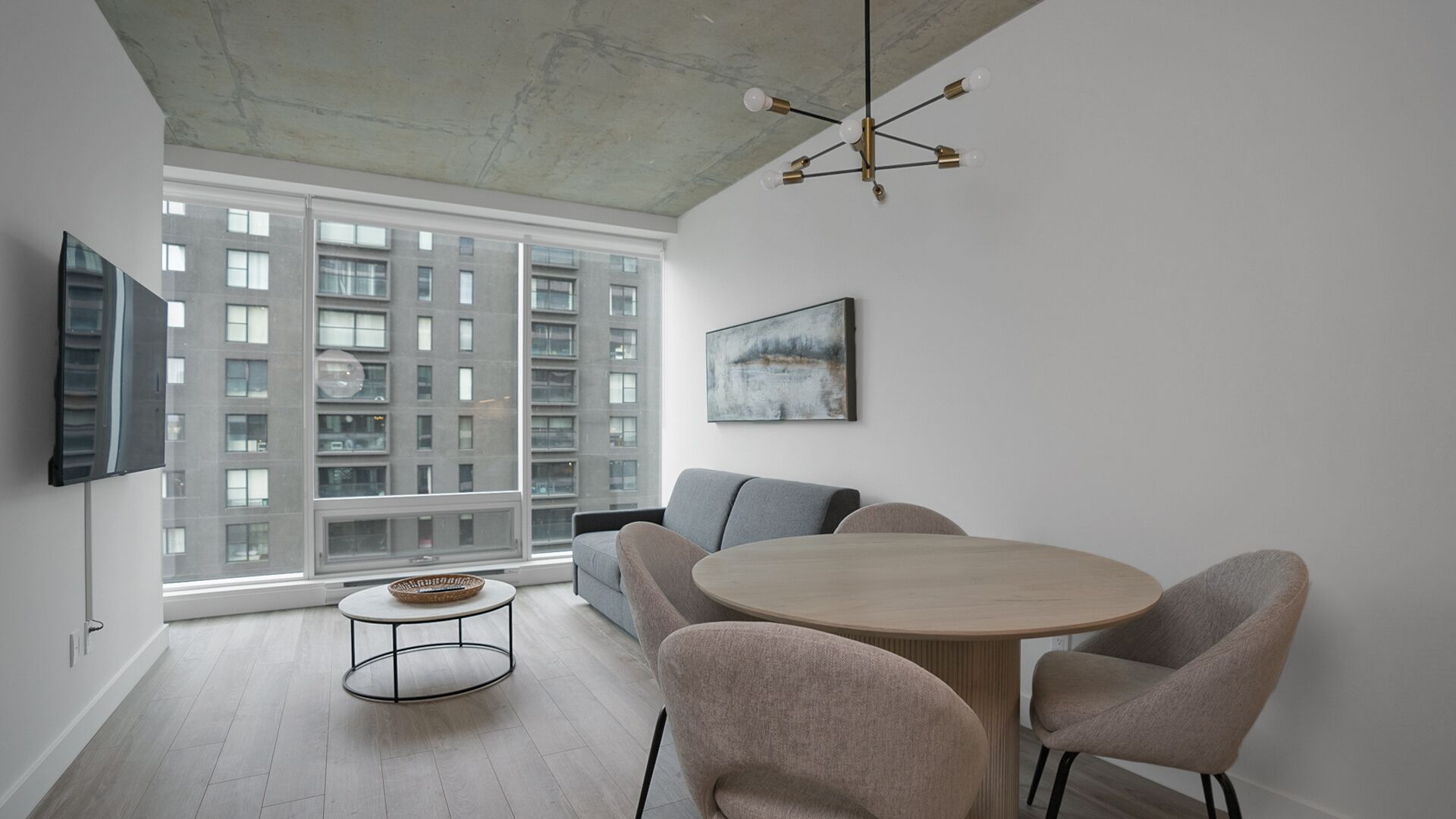 New Luxury Unit In Heart Of Mtl 811 | Metro Access - Laval, Quebec, Canadà