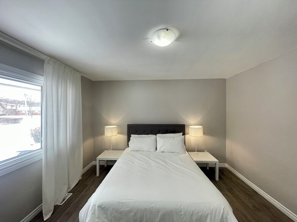 Mountain View Suite - Sleeps 6 - 濱湖尼亞加拉