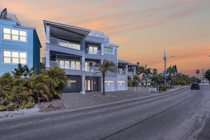 Casa, várias camas (Sunset Point Beach House) | Exterior