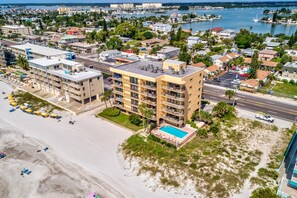 Apartamento em Condomínio Fechado, 1 cama king-size (Trillium 4C - Premier) | Exterior
