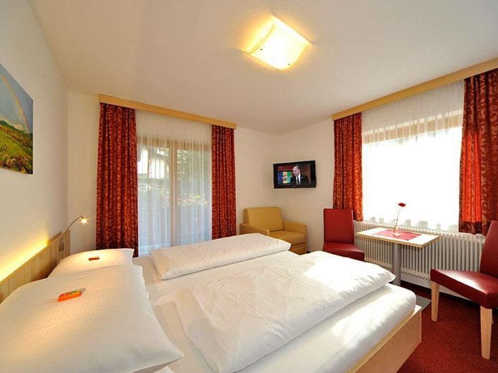 Triple Room - Pension Haus Isabella - Bad Kleinkirchheim