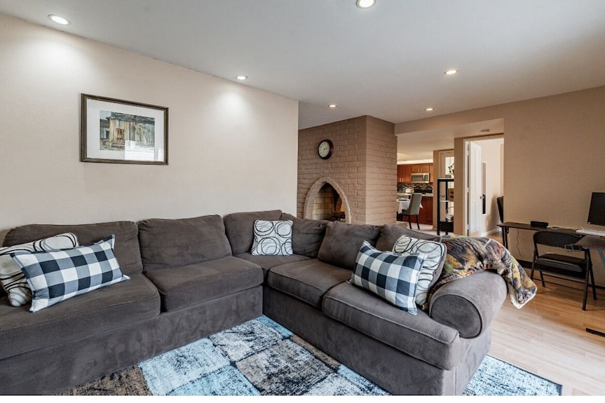 Comforts Of Home Walking Distance To Old Town. Pool And Resort Amenities. - Arizona