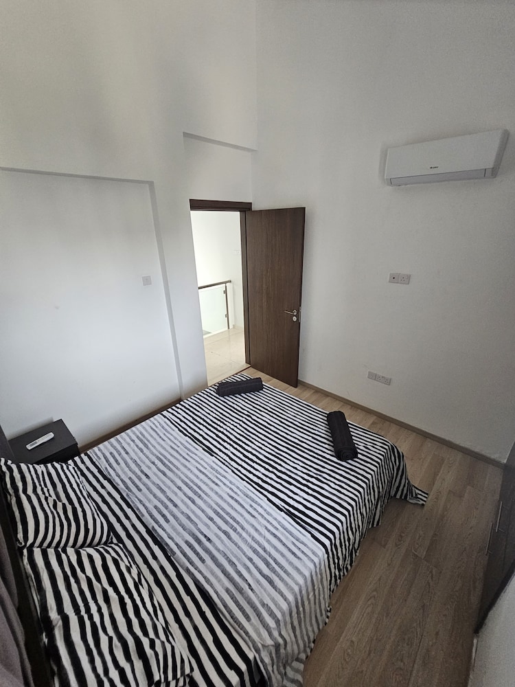 3 Bedroom Villa In Pyla - Ороклини