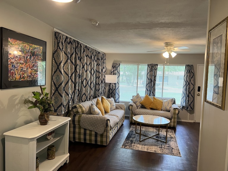 Valdosta Relax Getaway - Valdosta, GA