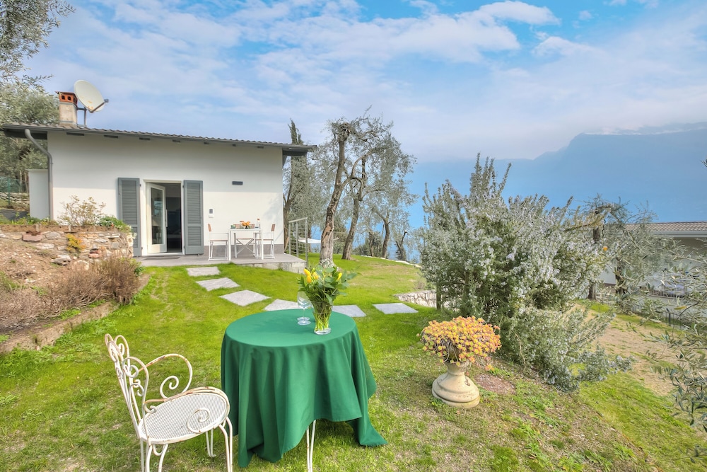 Relais Nanzello Garda Living 2 - Limone Sul Garda