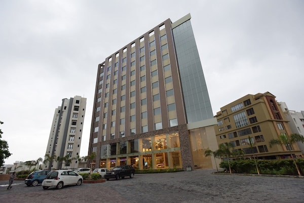 Hotel H - Anand