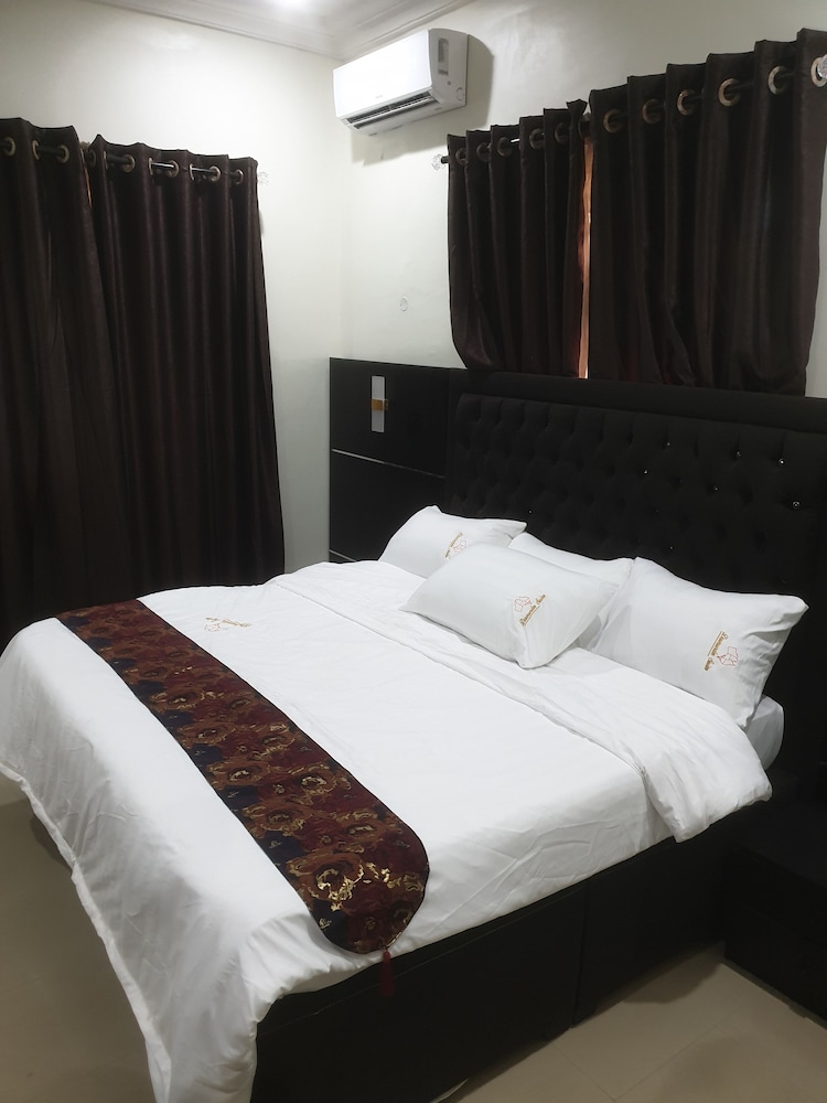 Downunder Suites - Abuja