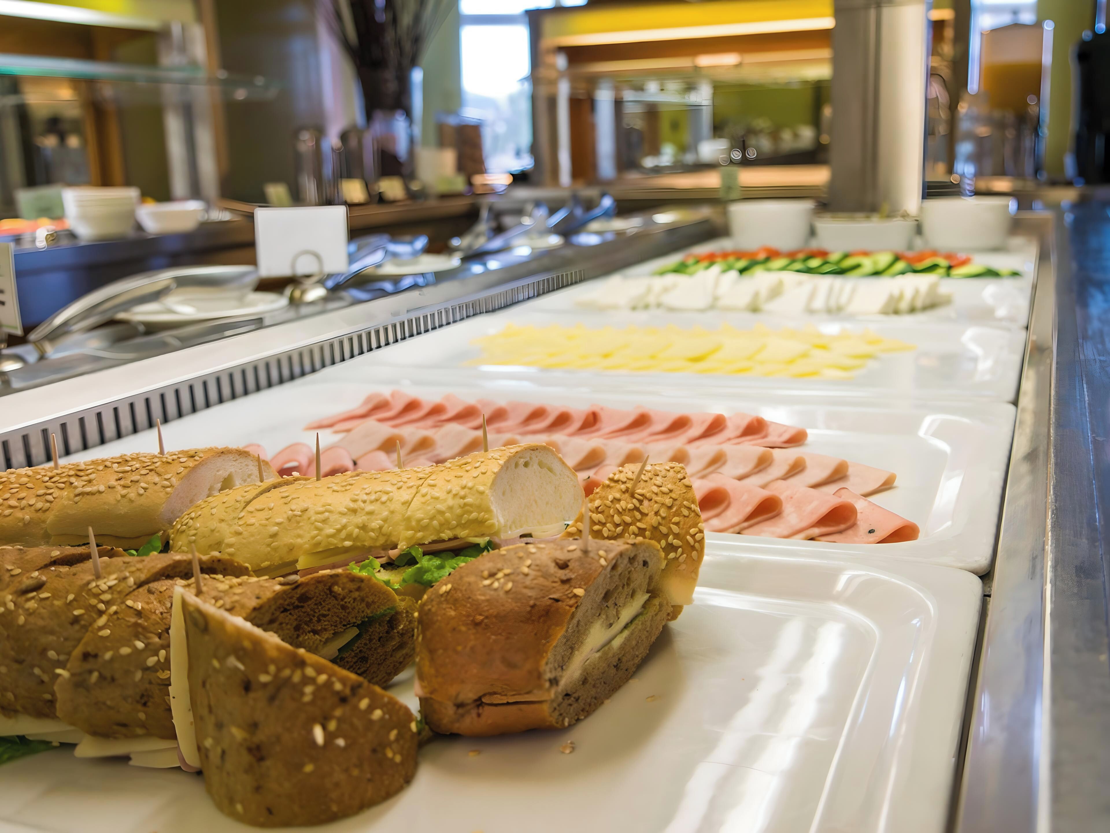 Buffet de pequeno-almoço