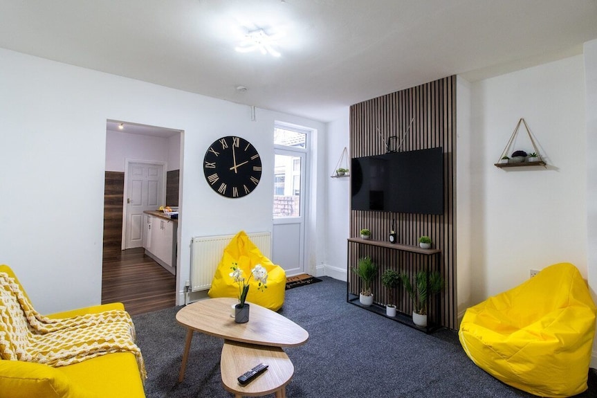 Open Mind Property - Luxury House & Free Parking - Fareham