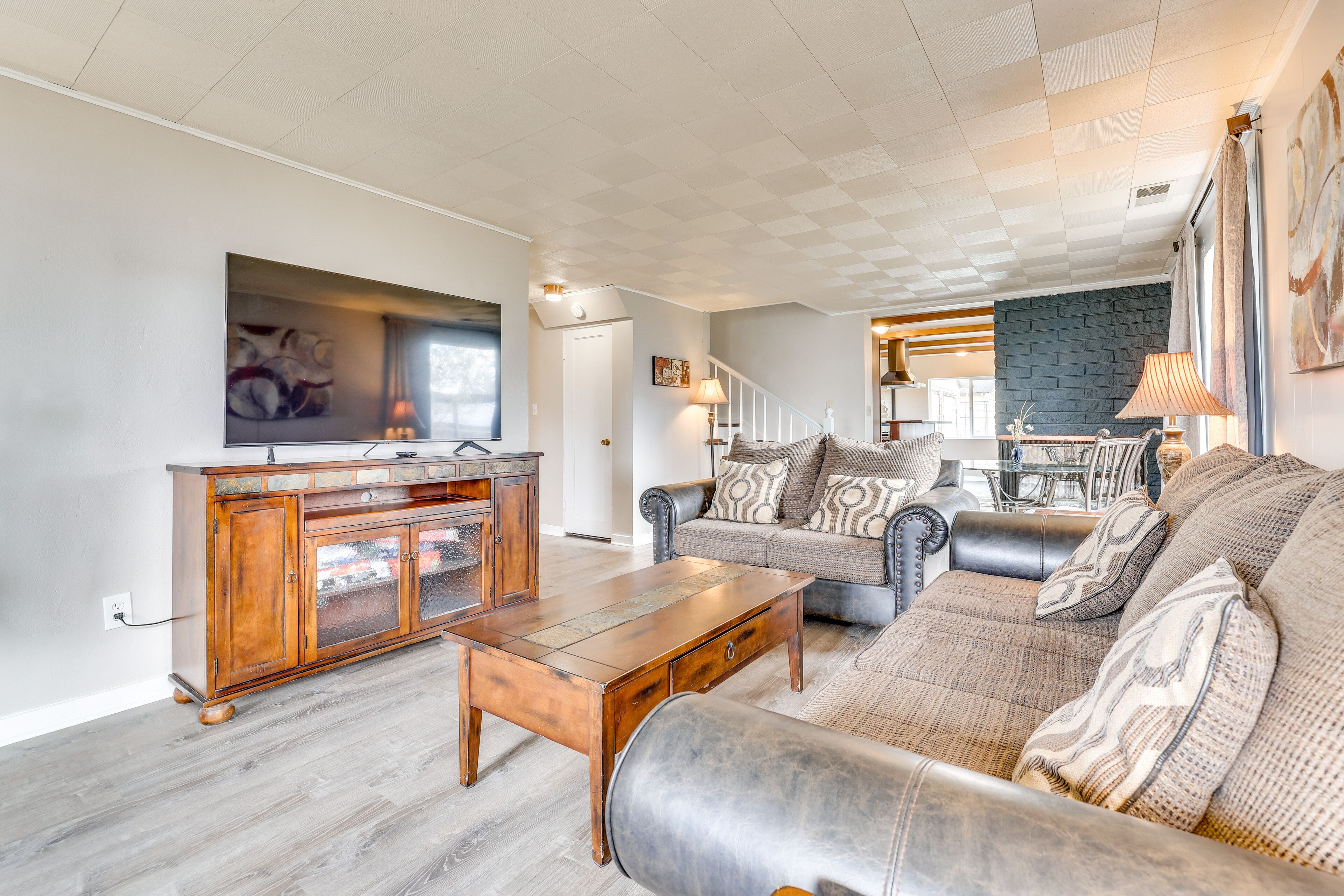 Family-friendly Ontario Home In Central Location! - New Plymouth, ID