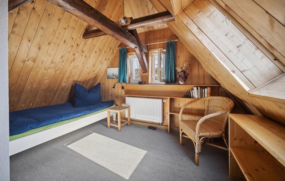 5 Bedroom Pet Friendly Home In Dresden - Dresden