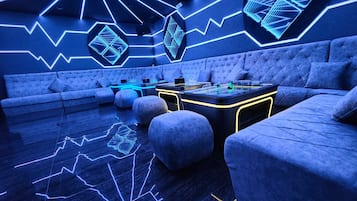Villa de Luxo | Sala de estar | Consola de videojogos