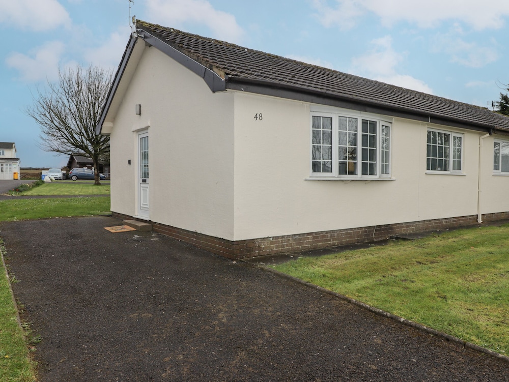 48 Gower Holiday Village - Carmarthenshire